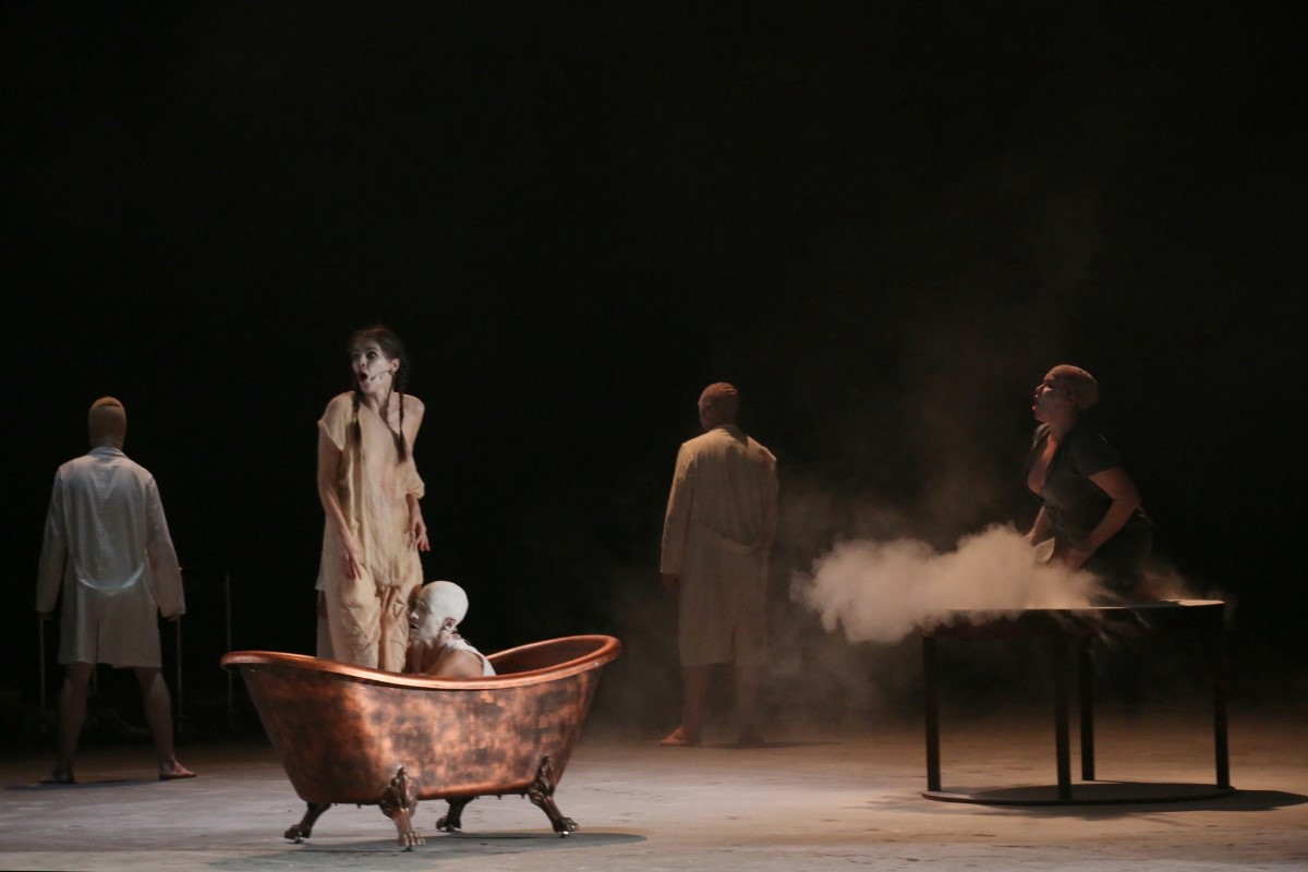 Festivalul Național de Teatru, FNT 2022, despre granițe (Doina Papp ...